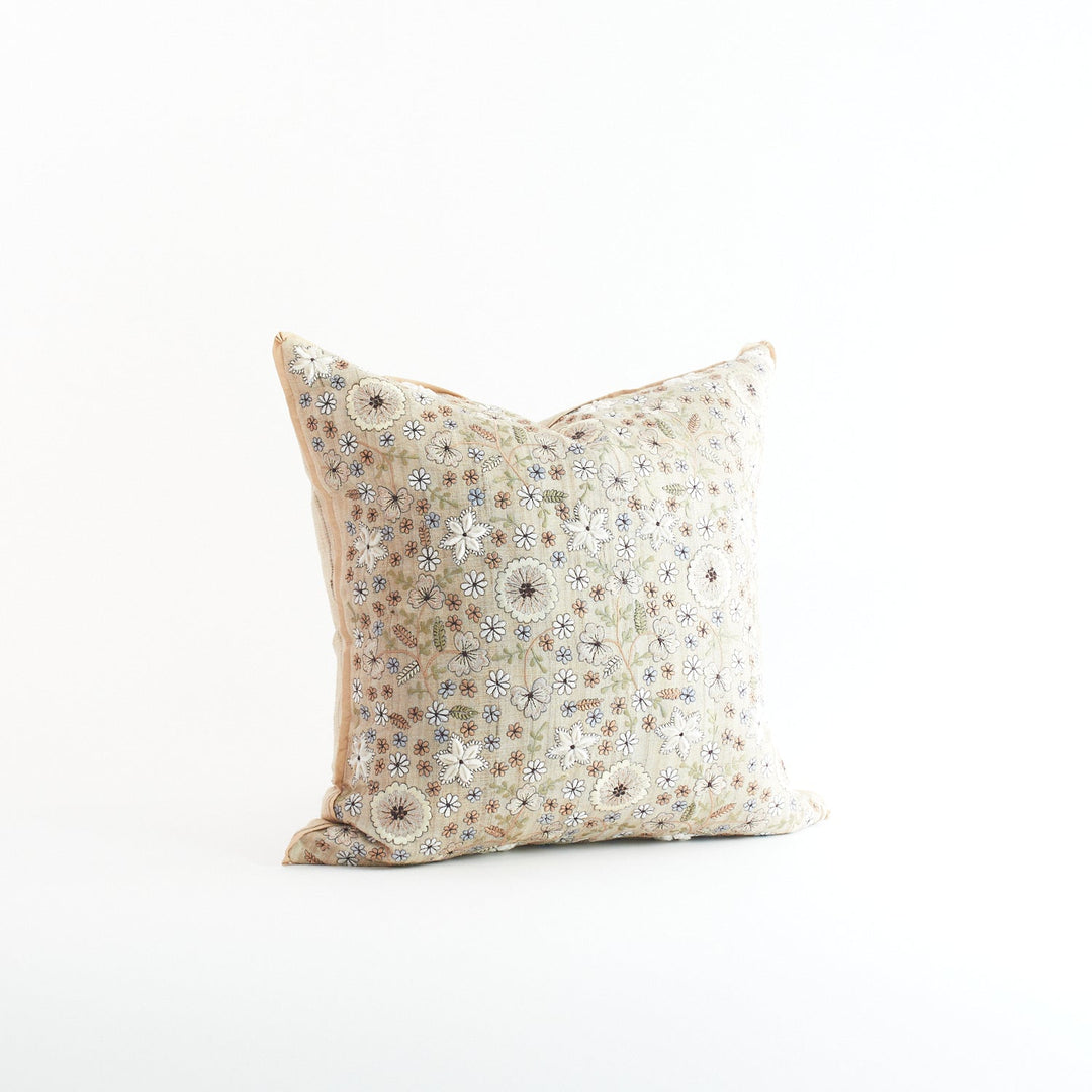 Stella Tribeca | Cushion | Natural Tussar Cushions